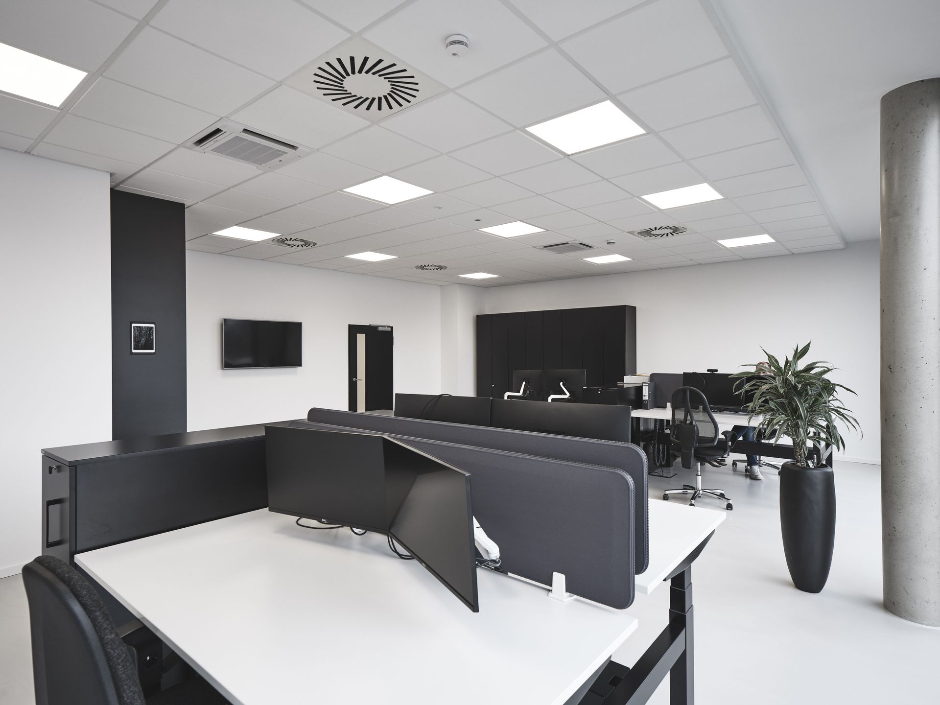 IEM GmbH - About Us
